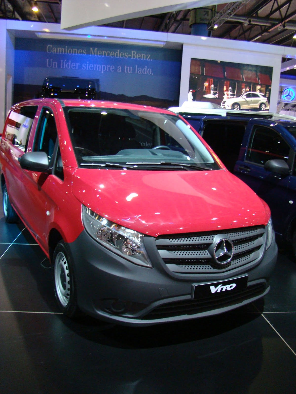 DIECIOCHO RUEDAS: MERCEDES BENZ PRESENTO EL NUEVO VITO CON MOTOR ...