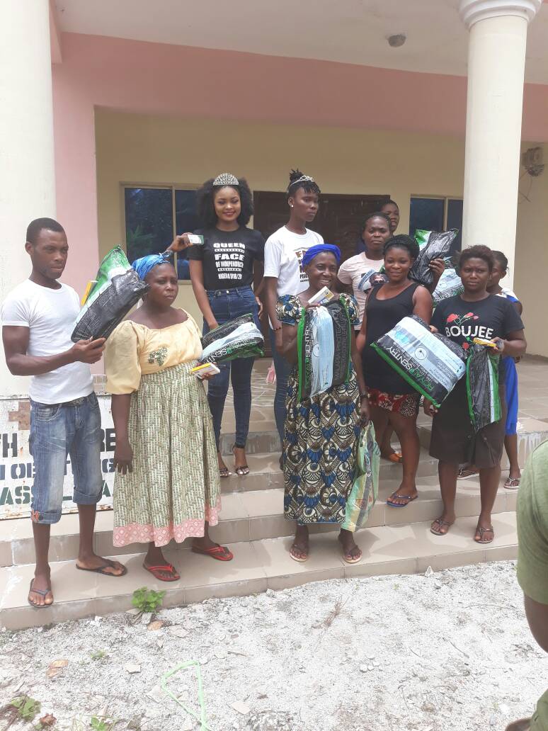 Stella Dimoko Korkus.com: Beauty Queen Bukola Ojo Visits Bakassi IDP ...