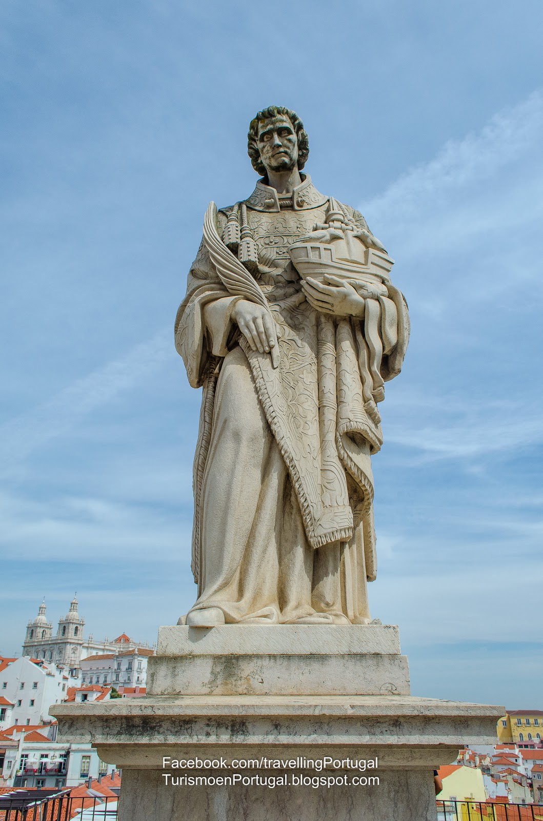 Miradores de Lisboa: Miradouro das Portas do Sol en Alfama | Turismo en ...
