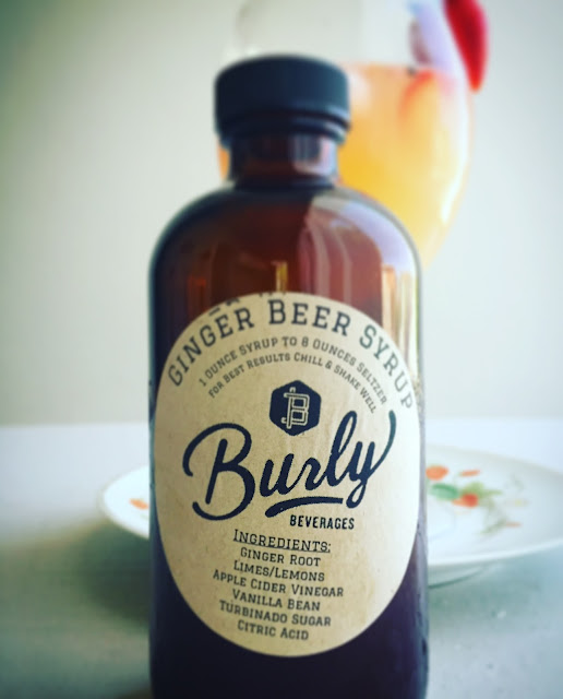 Poppies and Paperbacks: Summertime Cocktail - Ginger Juno