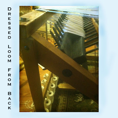 3 knitting sisters: My Union Loom 36 and My First Rug