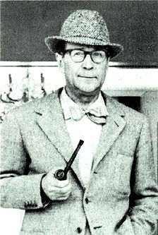 Kittling: Books: Celebrating Mysteries: Les Gendarmes