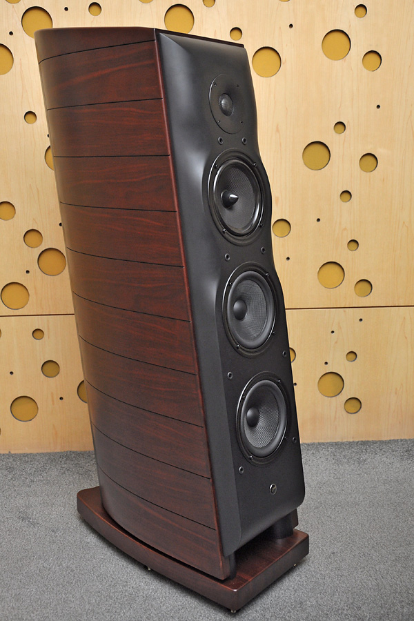 HiFi Unlimited: The Swans Sing at Centre Circle Audio