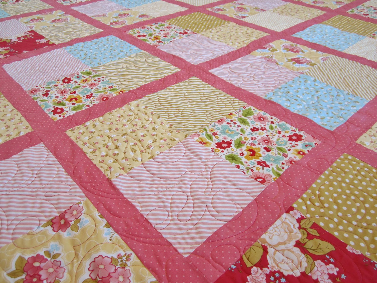 Roberta's Custom Quilting: Pretty Spring Colours