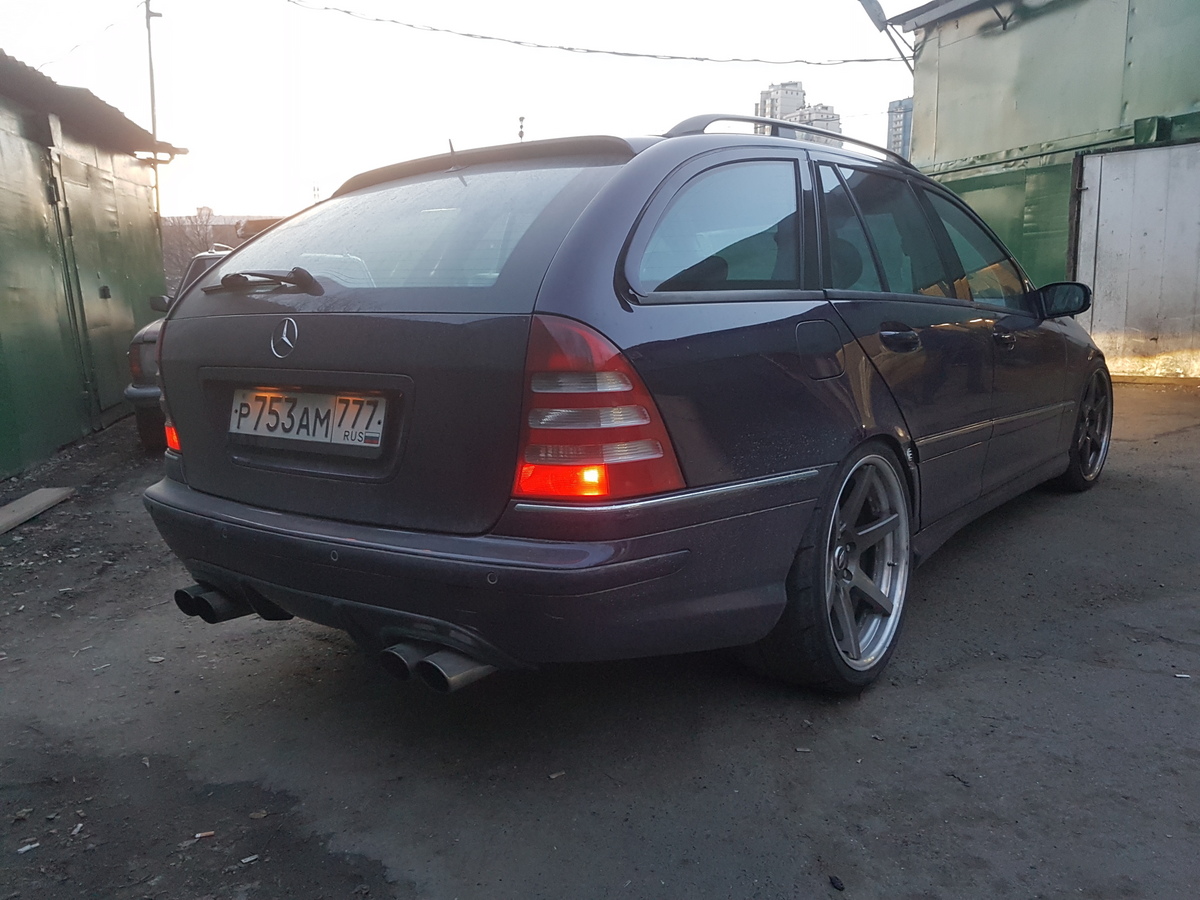 Mercedes-Benz S203 C32 AMG on WORK Wheels | BENZTUNING