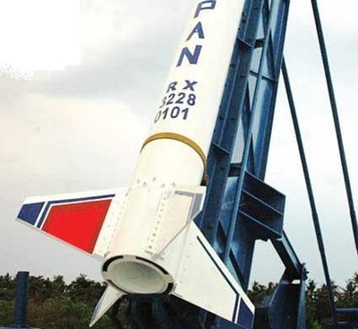 Roket-Roket Militer Buatan Indonesia | Arma Niaga