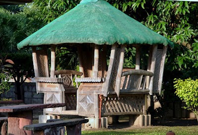 Living with Nature - School on Blog by Dr. Abercio V. Rotor: Bahay Kubo ...