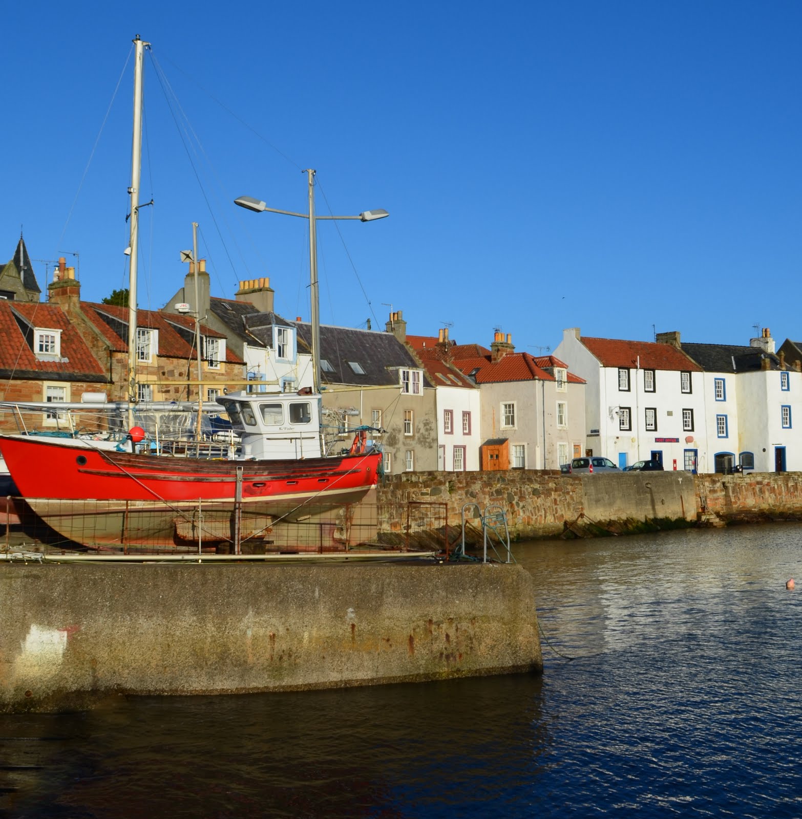 Tour Scotland: Tour Scotland Photographs Video Harbour St Monans East ...