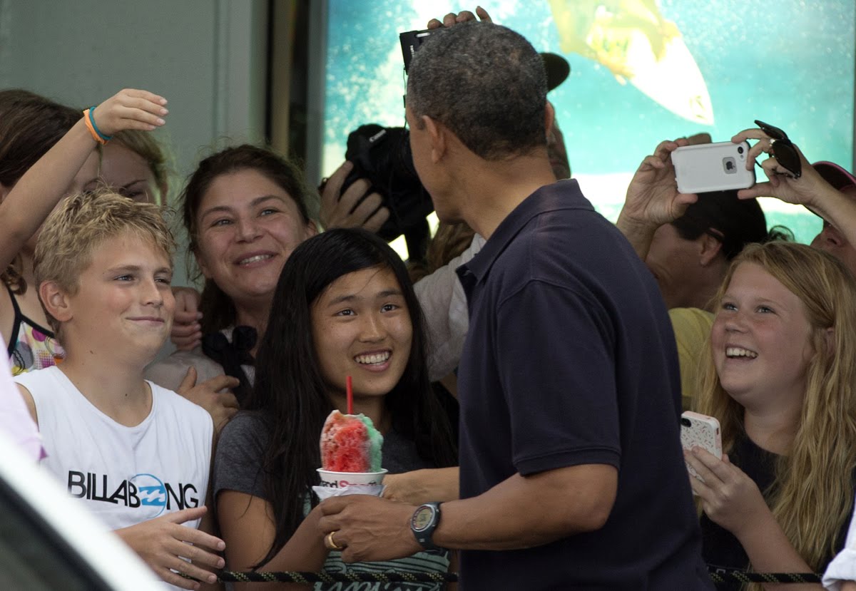obama magazine: President Obama Visits 'Island Snow' For Shave Ice ...