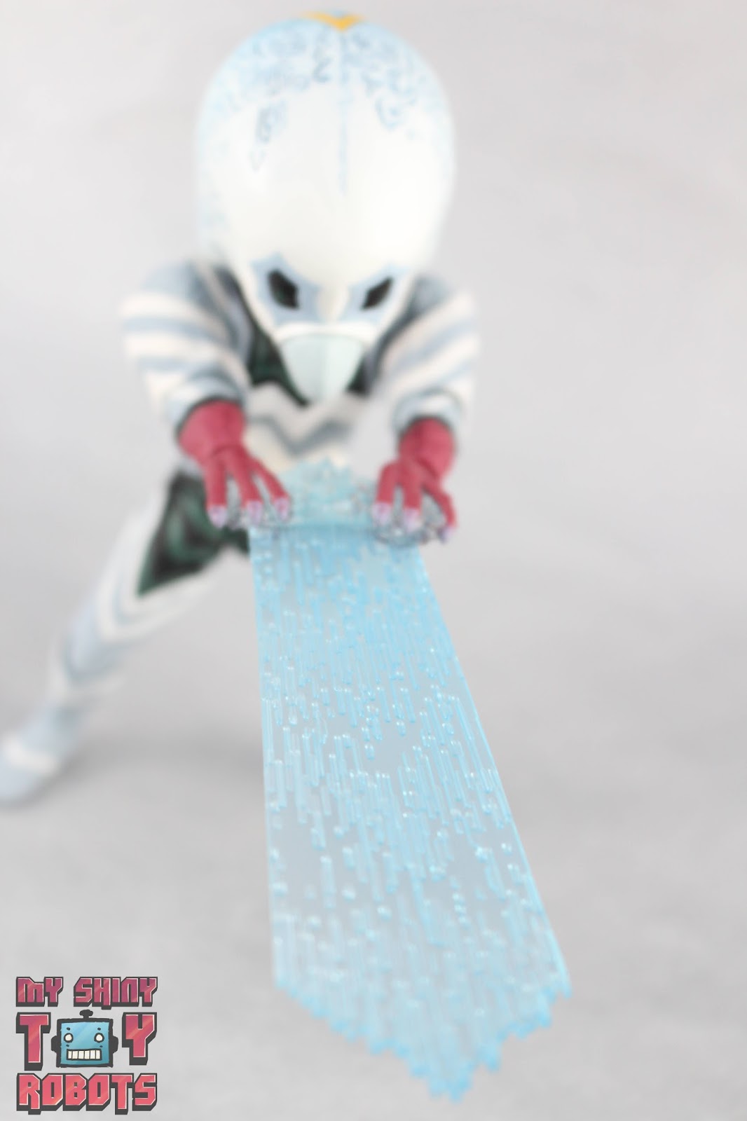 My Shiny Toy Robots: Toybox REVIEW: S.H. Figuarts Alien Guts