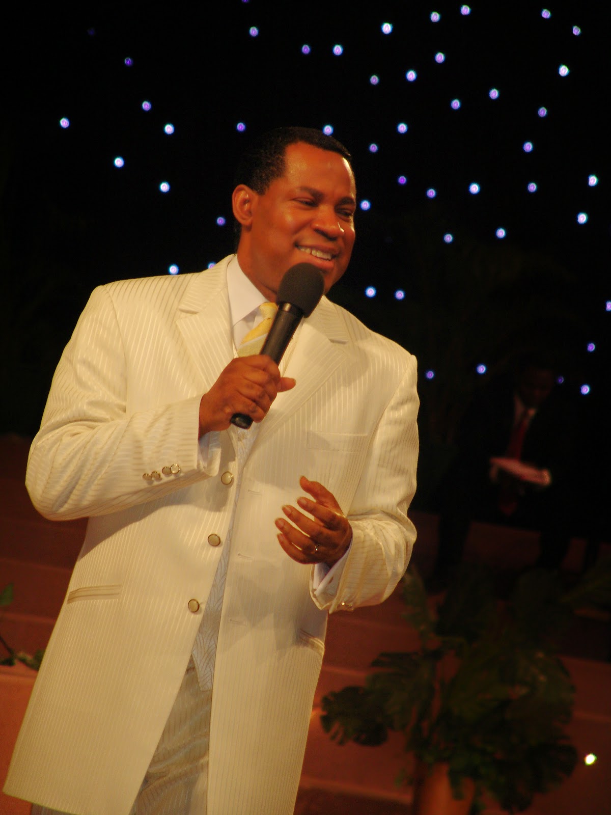 Chris Oyakhilome Warns Members On Speaking Against Man Of God, Suspends ...
