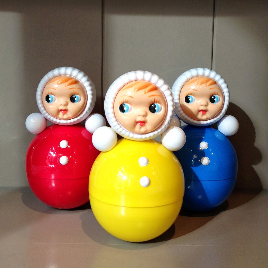 L'instant poétique: Les culbutos Nevaliashka