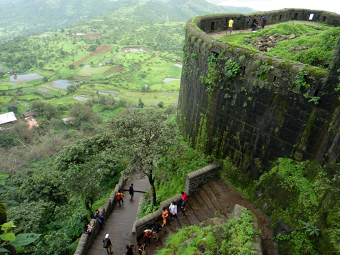 Best Tourist Places: Sinhagad Fort Pune