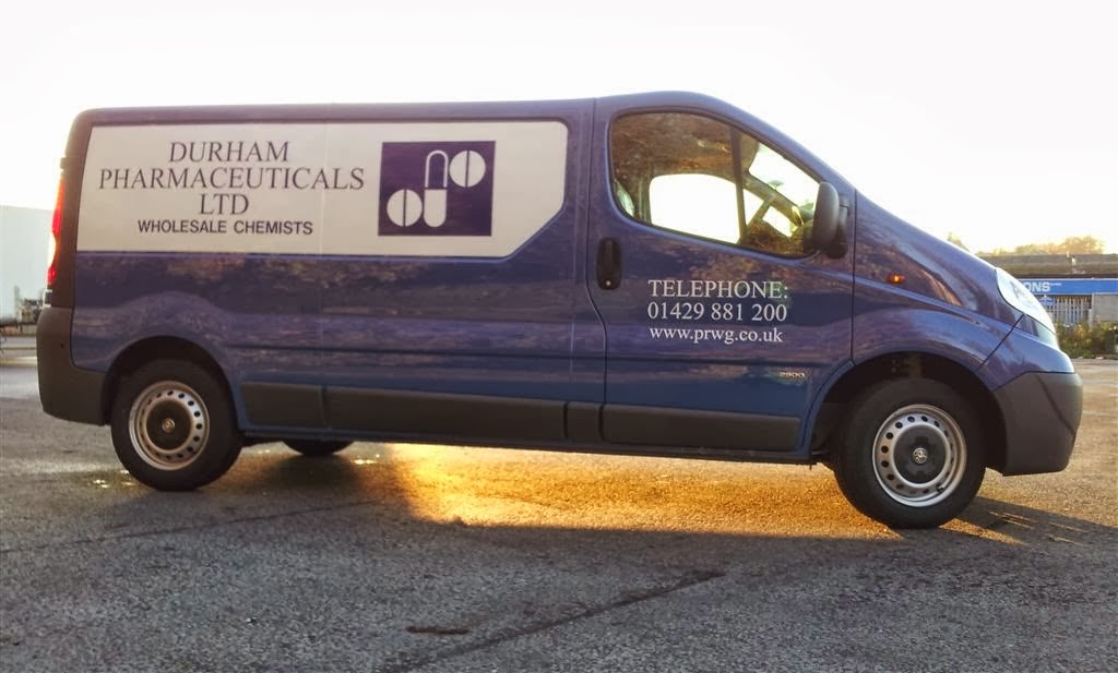 The Green I Signs Blog: lwb vauxhall vivaro signwriting supplied ...