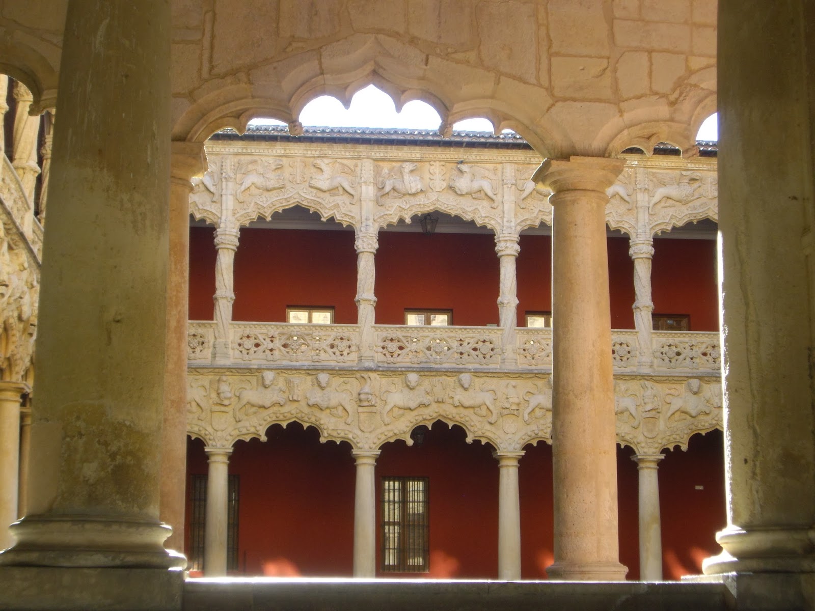 Maneti Lugares qUe Disfrutar: PALACIO DE LOS DUQUES DEL INFANTADO ...