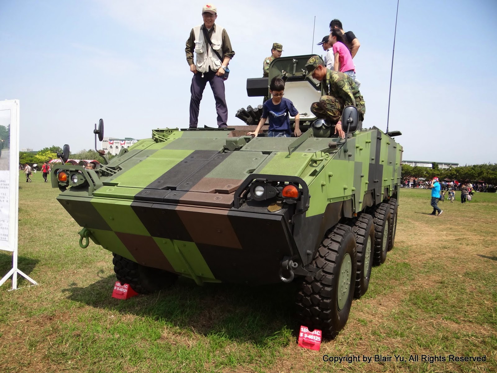 Blair's 軍事,警察及消防攝影: CM32 TIFV, Taiwan Infantry Fighting Vehicle 國造雲豹八輪 ...