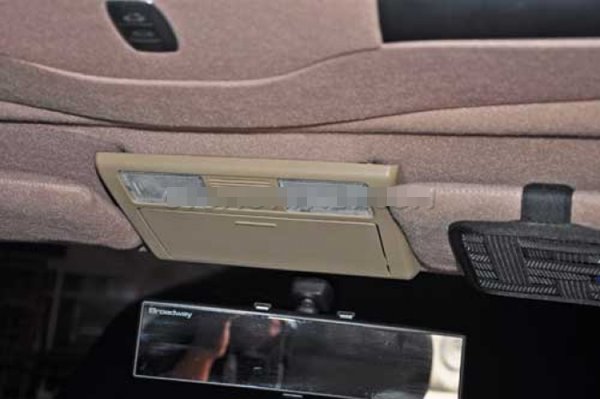 Keren ! Cara Pasang Sunroof di Mobil Toyota Kijang Innova - OtoNTips