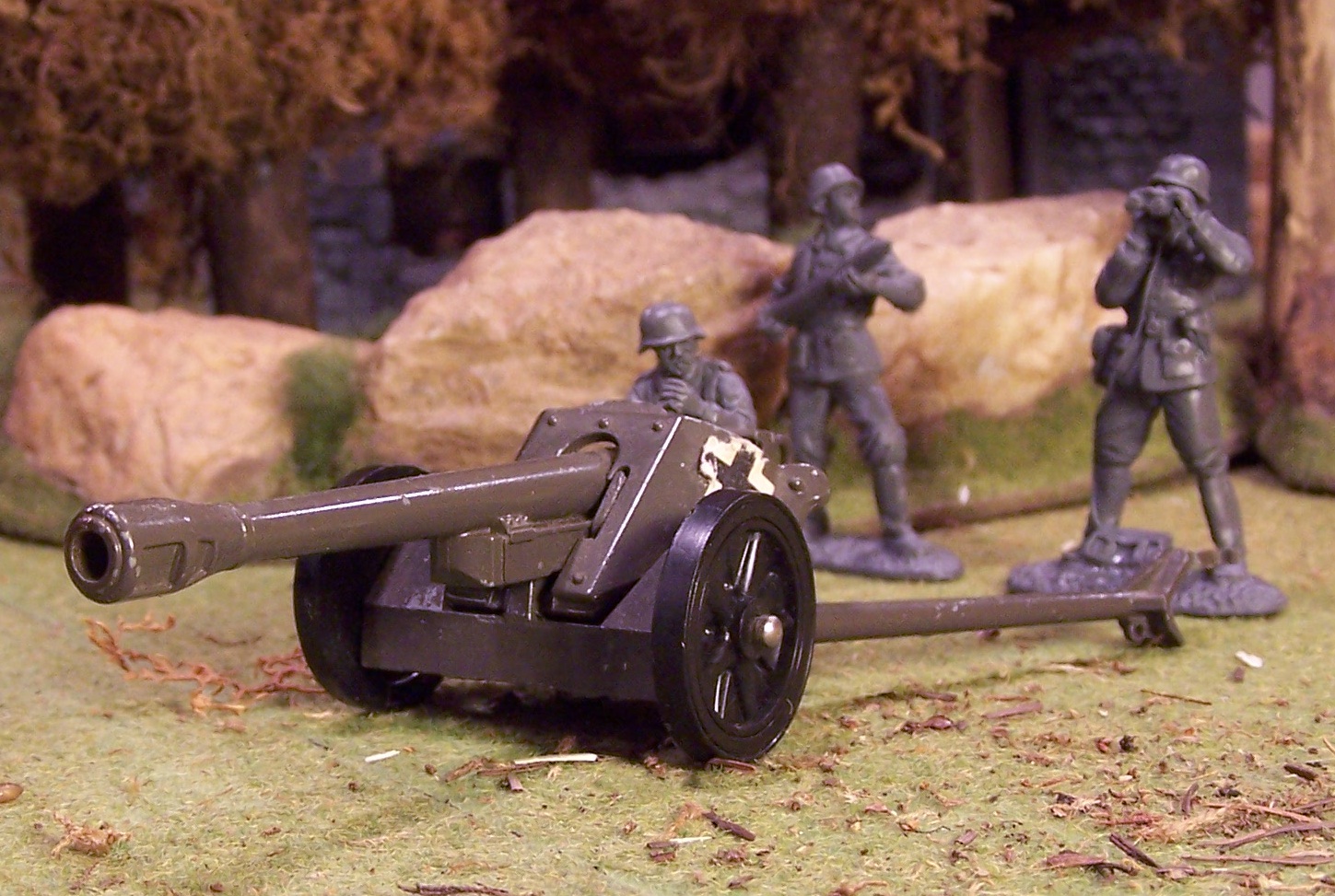 WWII Plastic Toy Soldiers: Introducing the PAK 40