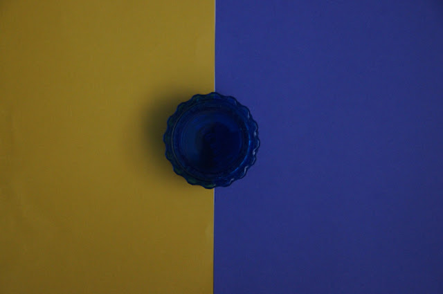 Pantone Experiments: Complementary Contrast | Design Practice