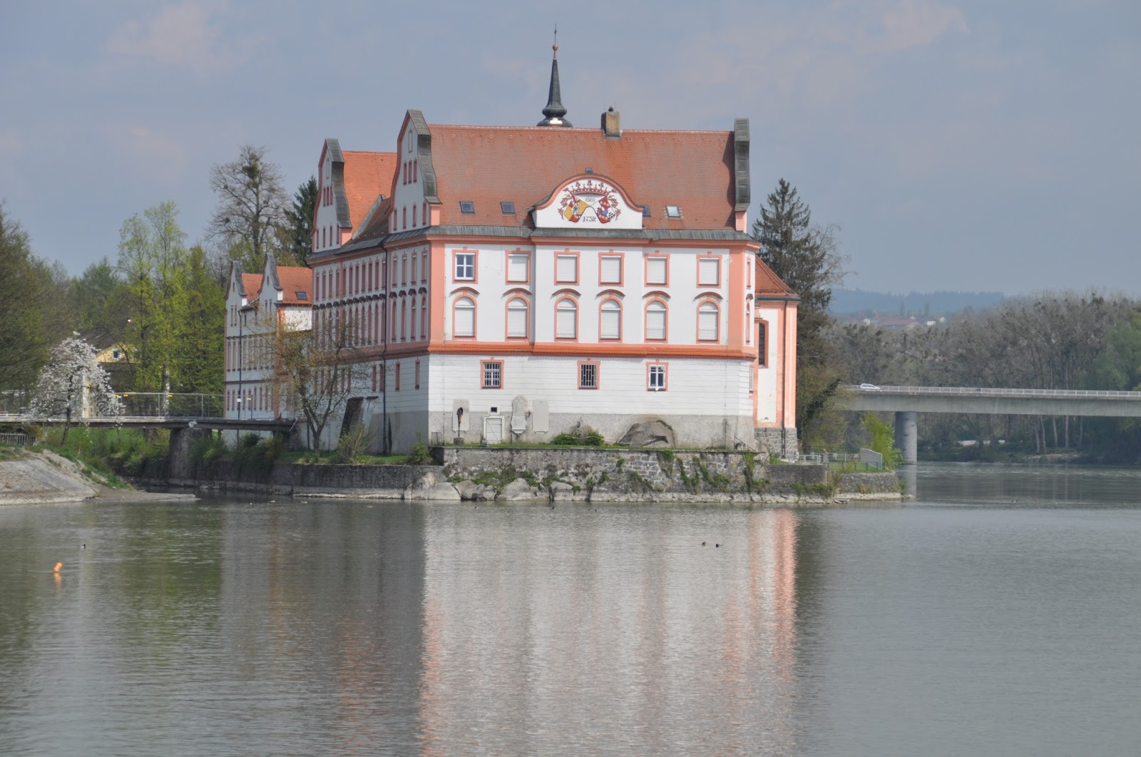 Eine Bayerin auf Reise: Historische Innplätte bei Neuhaus am Inn