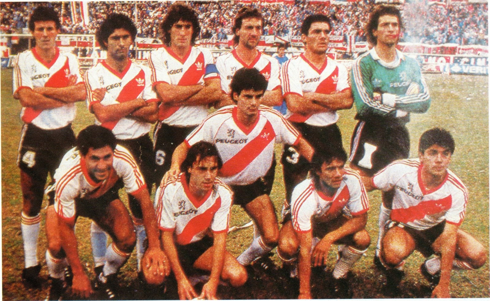 Pura historia futbolera: CAMPAÑA DE RIVER PLATE EN 1989/90