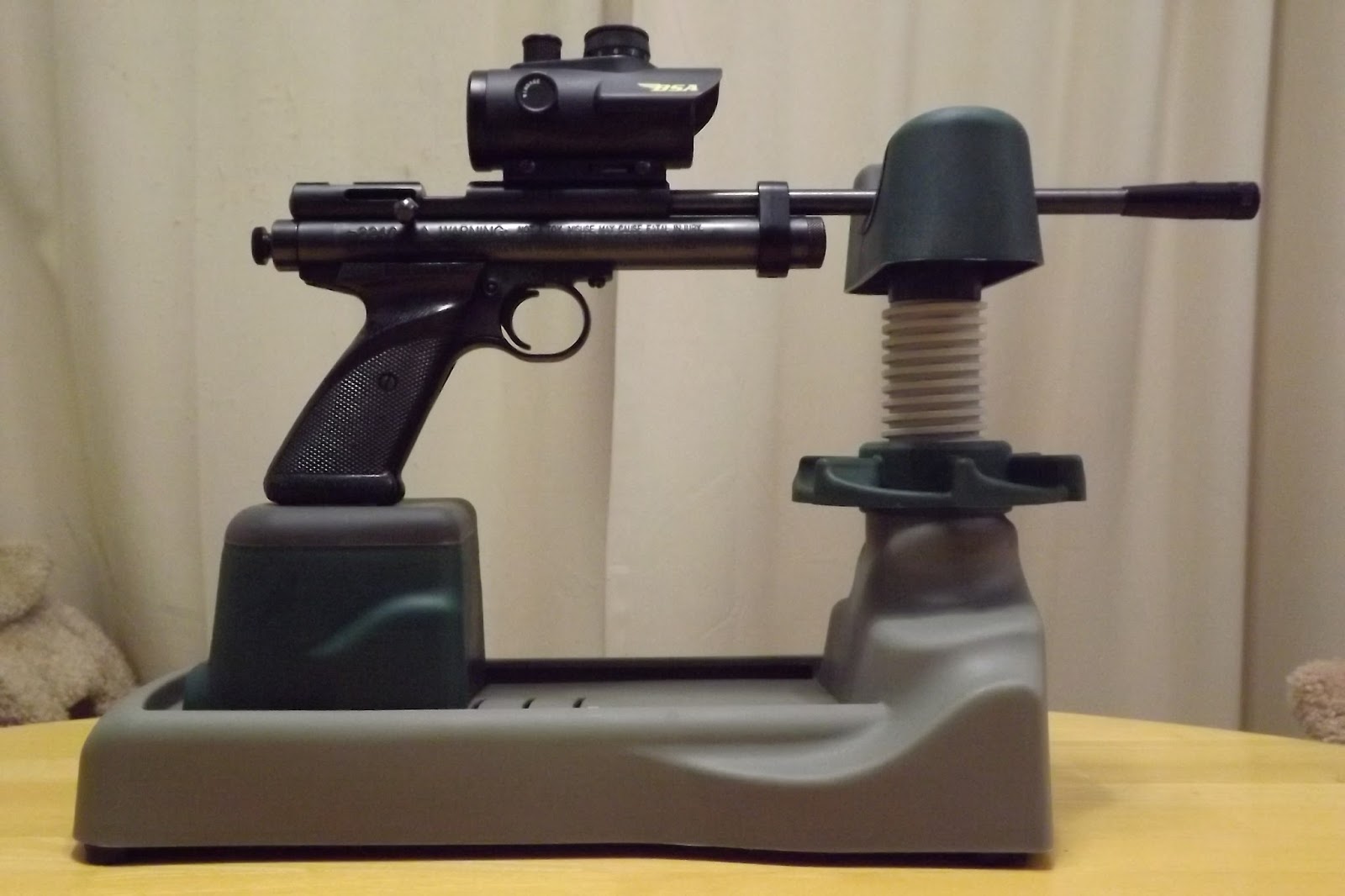 Hugh's Custom Air Guns: CALDWELL PISTOLERO PISTOL REST REVIEW