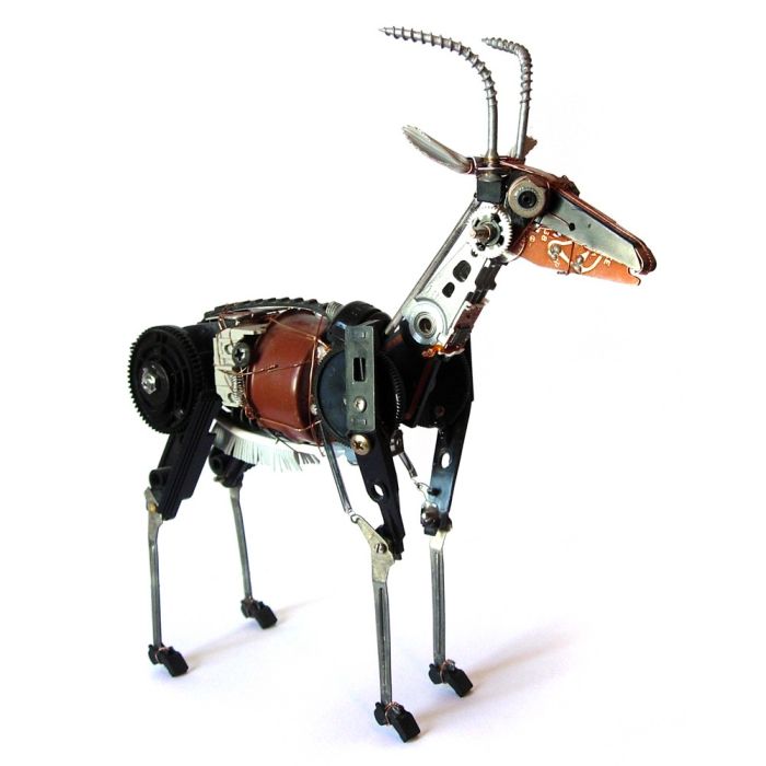 How to Recycle: Metal Scrap Animal Sculptures