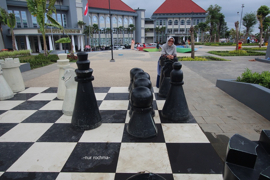 Sejenak, di Balaikota Among Tani, Batu