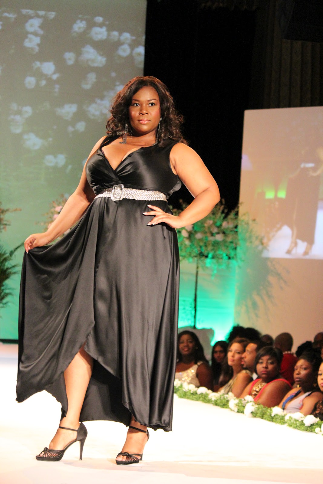 CURVY FASHION EXCHANGE: EVIE FOSTER at FFFWEEK 2012