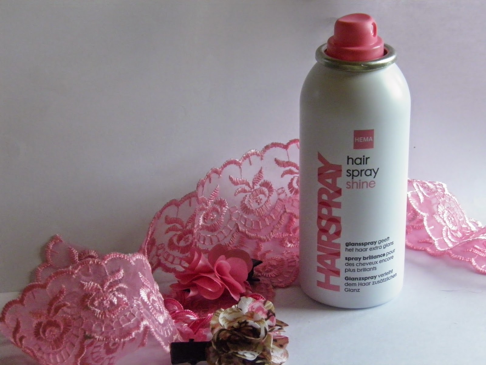 Heel gewoon dagelijks ...: Hema: Hairspray shine...Review.