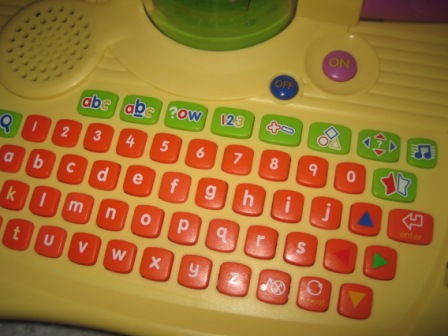 JuaiMurah: Vtech Dora Laptop