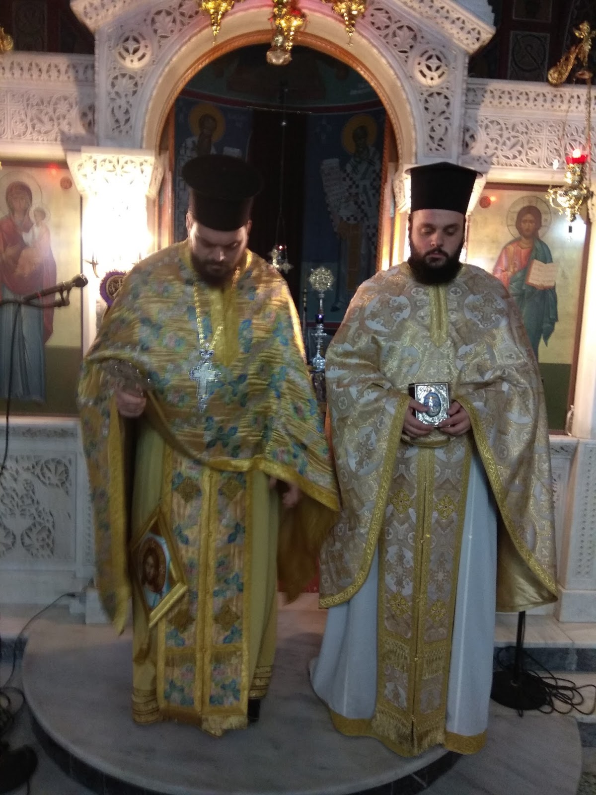 ΙΕΡΟΣ ΝΑΟΣ ΠΑΝΑΓΙΑΣ ΕΛΕΟΥΣΗΣ ΚΑΙ ΑΓΙΟΥ ΛΟΥΚΑ ΤΟΥ ΙΑΤΡΟΥ : Ο Επιτάφιος ...