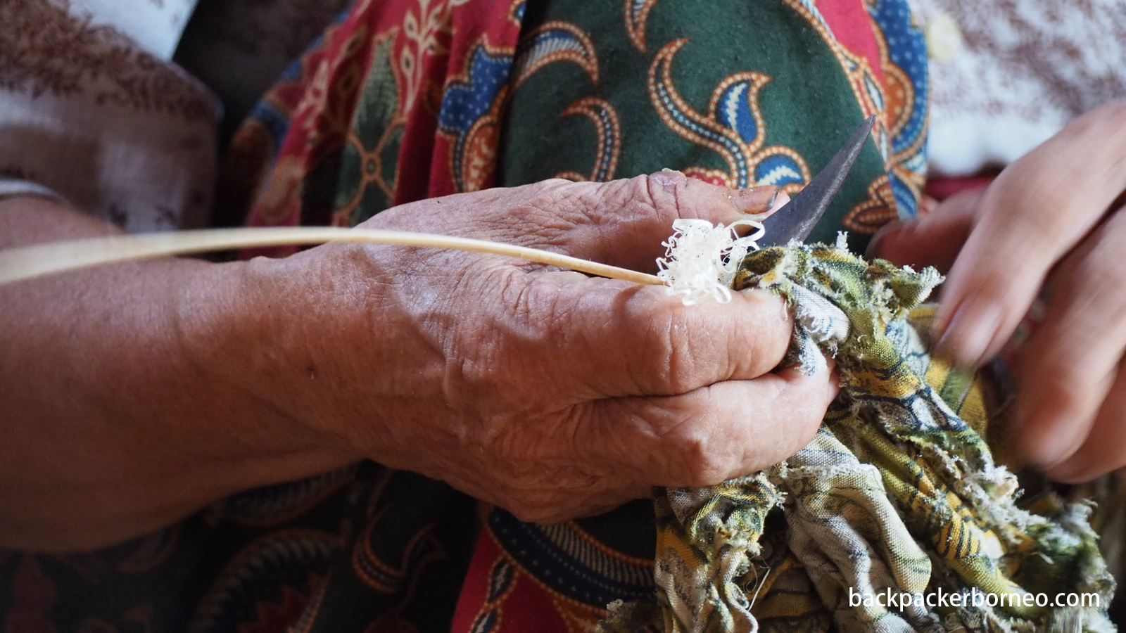 13 Terpopuler Kerajinan Rotan Topi