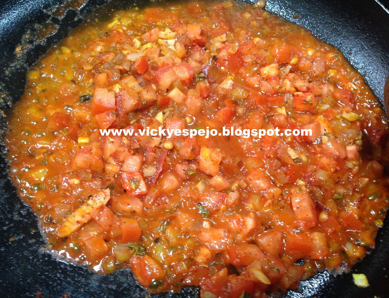 RECETAS E HISTORIAS DE FAMILIA: ALVERJITAS VERDES CON LOMO SALTADO