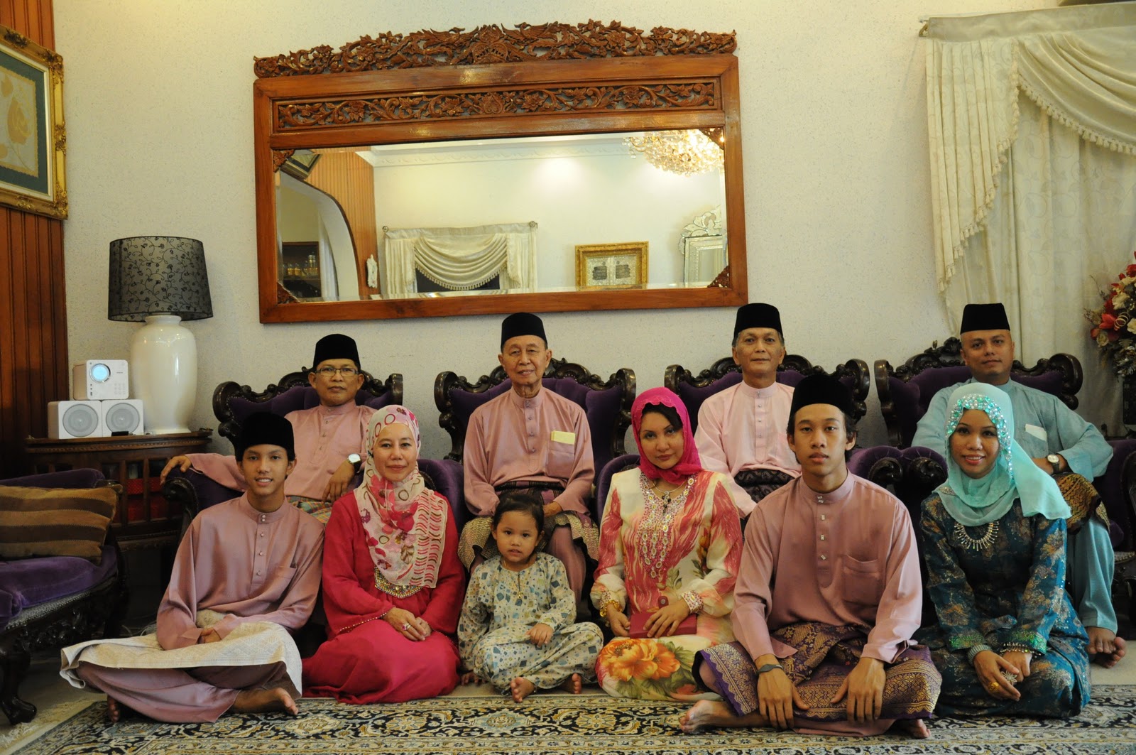 Kreatif Asia Production: Hari Raya Family Portrait