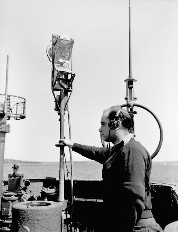 Type IX-C 1/32 scale/Type IX-C 1/72 scale: U-889 Type IX-C/40