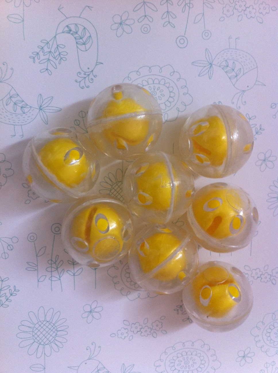 TOMNI design n two green pears: New Rattle Ball Inserts