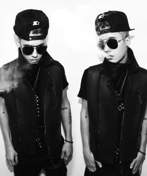 Do not cry, Run in circles.♥: Justin Bieber y Derek Bieber