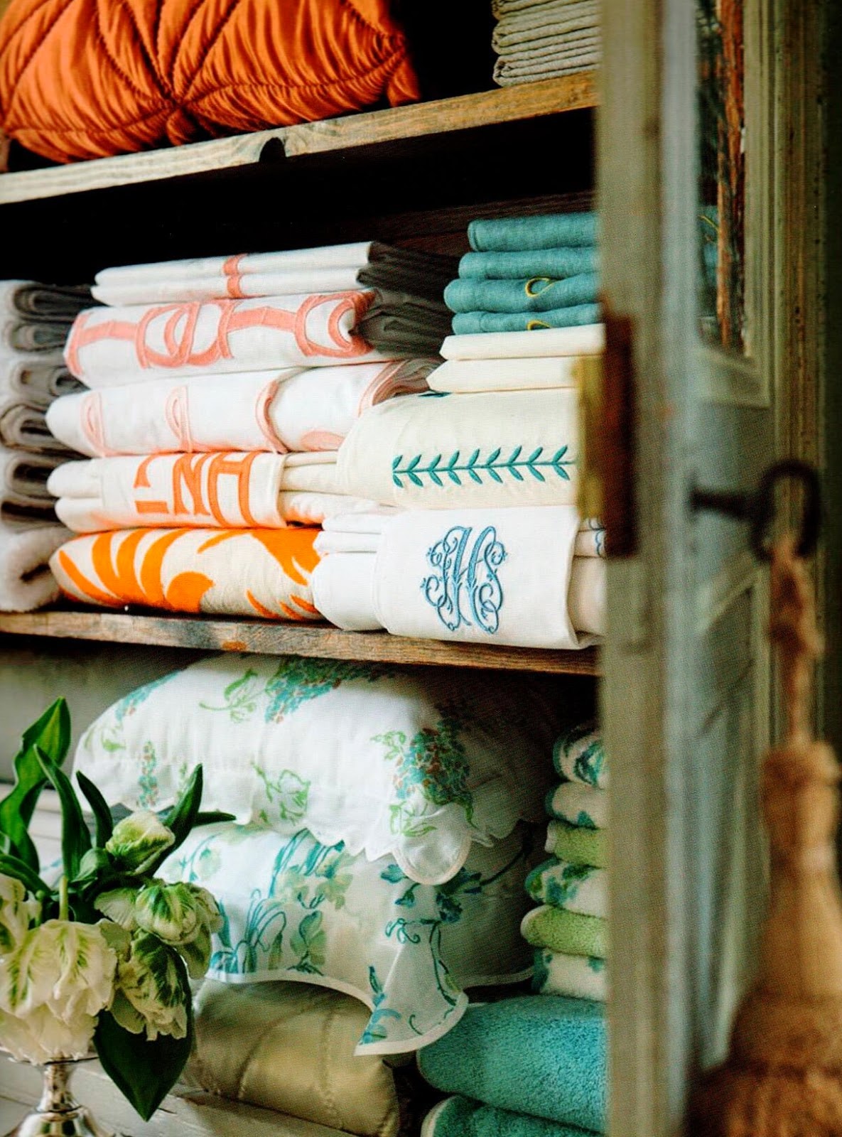 AESTHETICALLY THINKING: LUXURIOUS LINENS