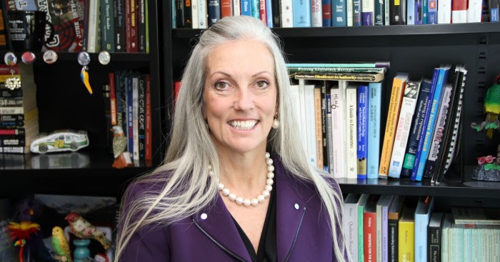 Dave&Callie: 11_2016 Career Award - Callie