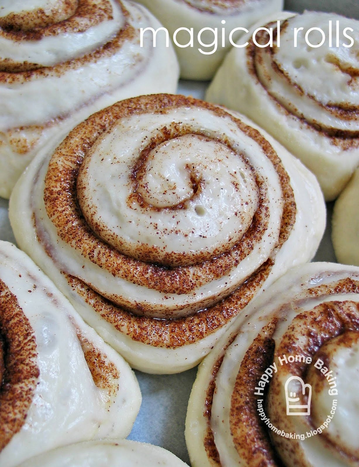 Happy Home Baking: magical rolls