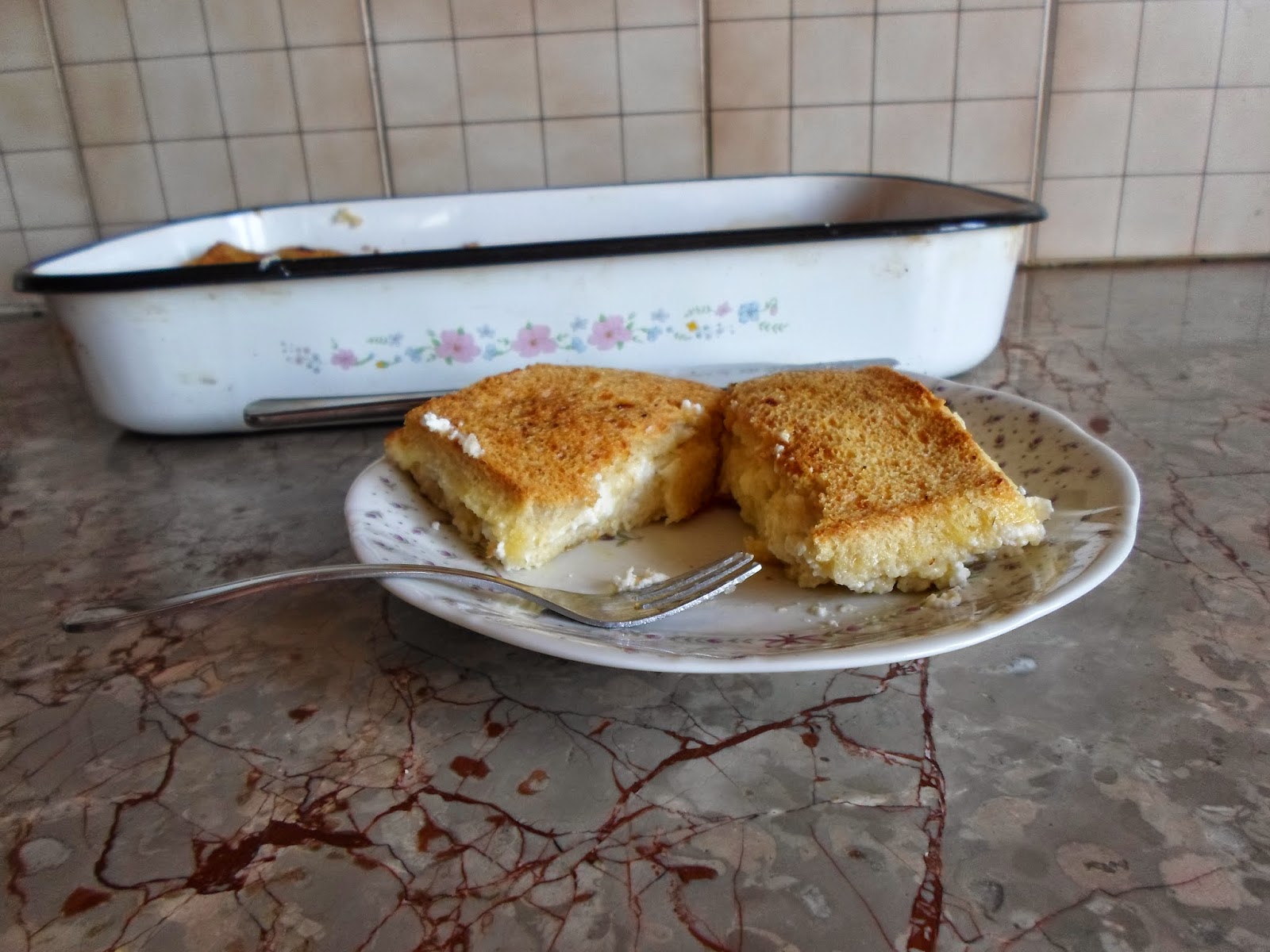 desΚastoria.gr: ΕΥΚΟΛΟ ΣΟΥΦΛΕ ΤΥΡΙΩΝ ΜΕ ΨΩΜΙ ΤΟΥ ΤΟΣΤ