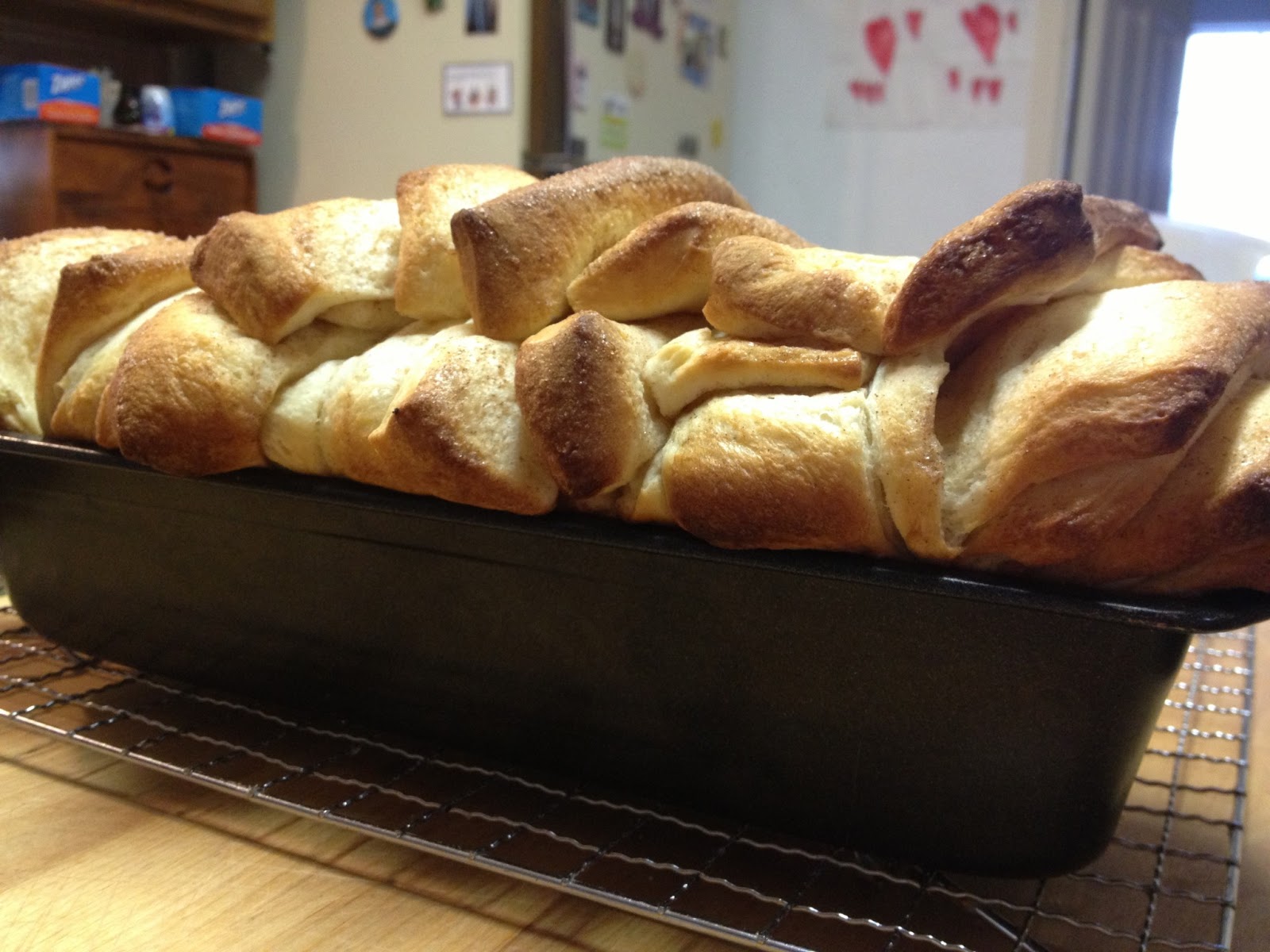 Tracy Cooks in Austin: Cinnamon CRAZY bread loaf , yeah, I was bored