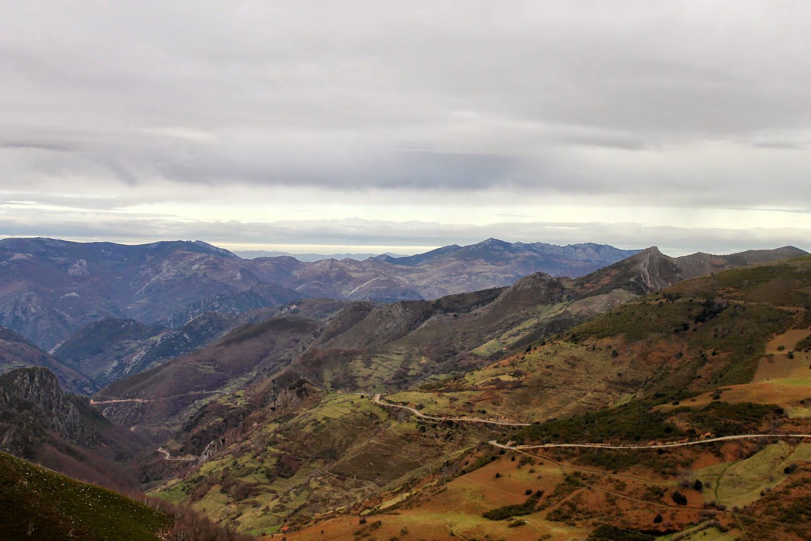senderismo con bambi: 191 Puerto de San Lorenzo - Peña Negra - Braña la ...
