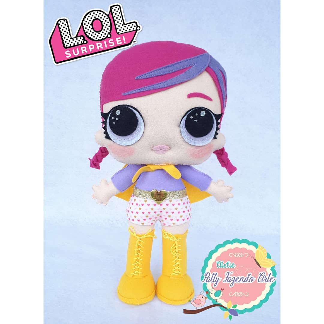 Patty fazendo Arte: LOL SURPRISE