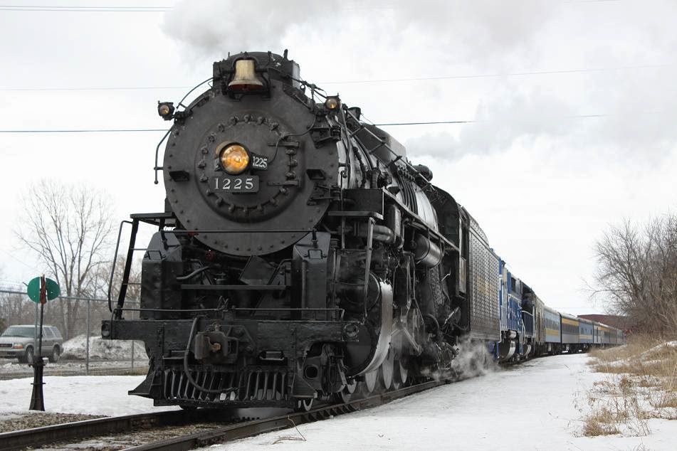 Michigan Exposures: Watching the Pere Marquette 1225