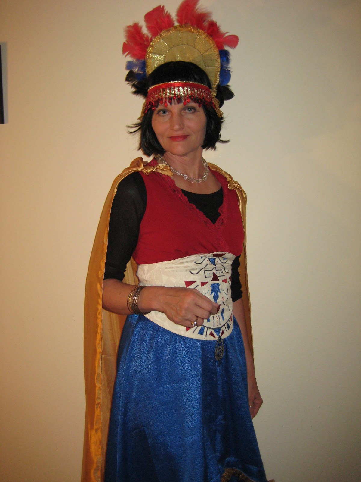 leenie world: $5 Mayan Princess Outfit