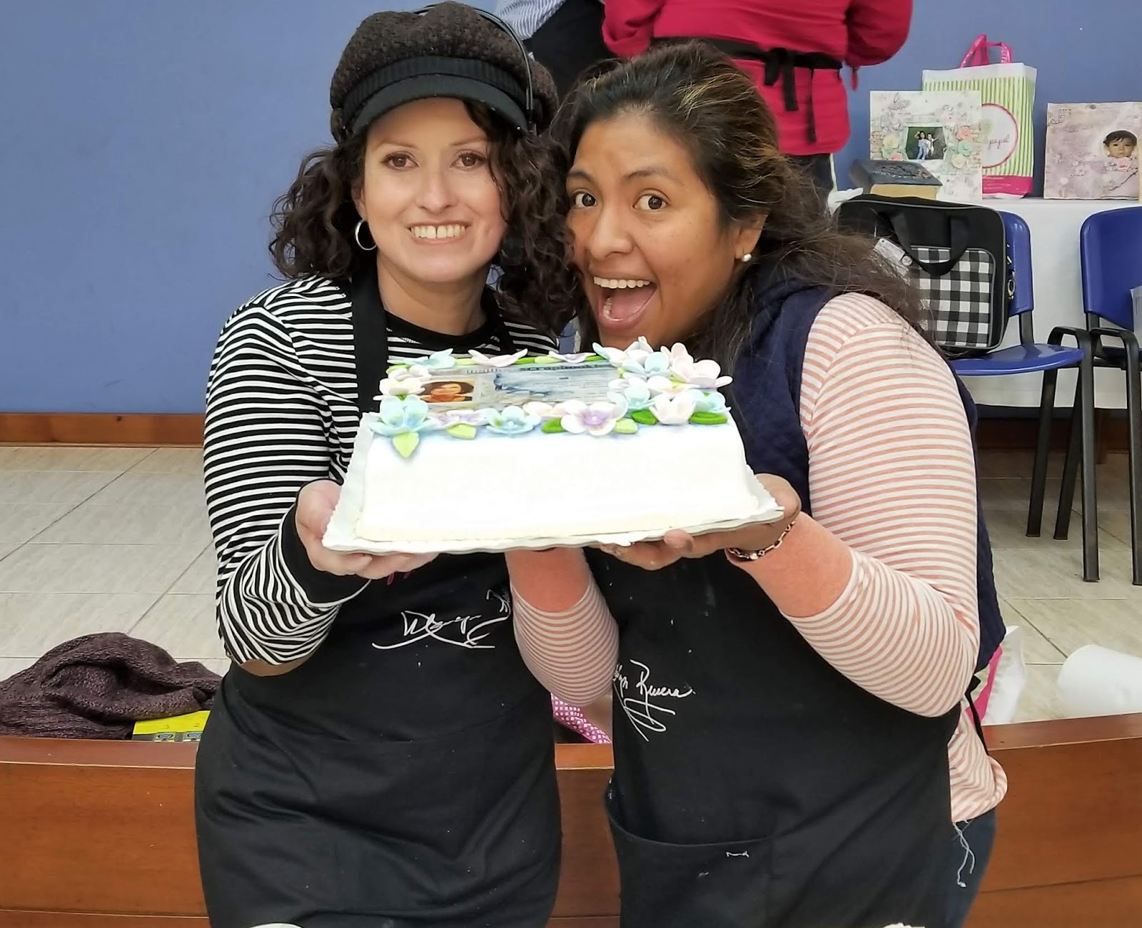 Treasuring Memories: Steampunk Album _ Peru class with photos