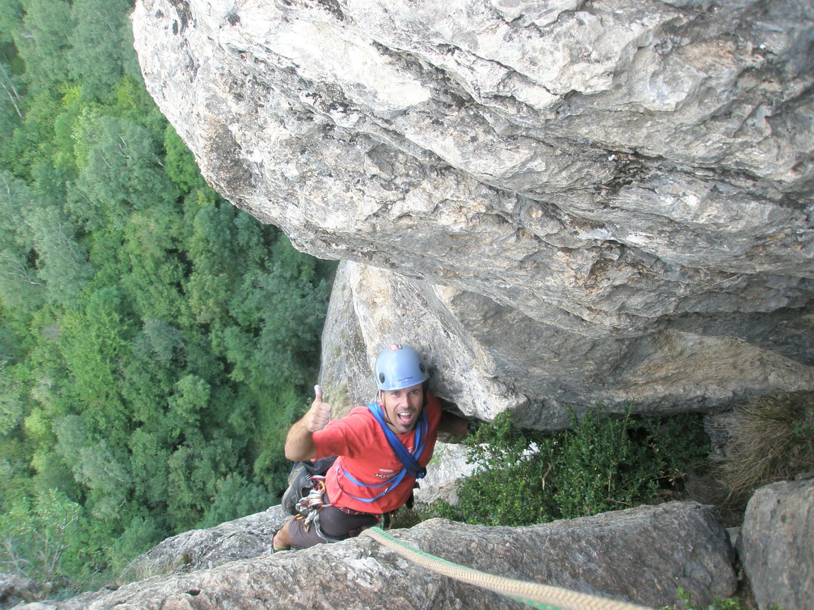 SARRIYUK MENDIYAN: DIEDRO HOZ DE JACA EDO JULIAN VICENTE