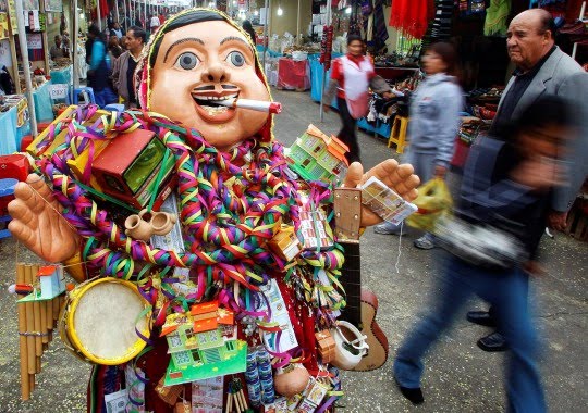 dBolivia: El ritual del Ekeko